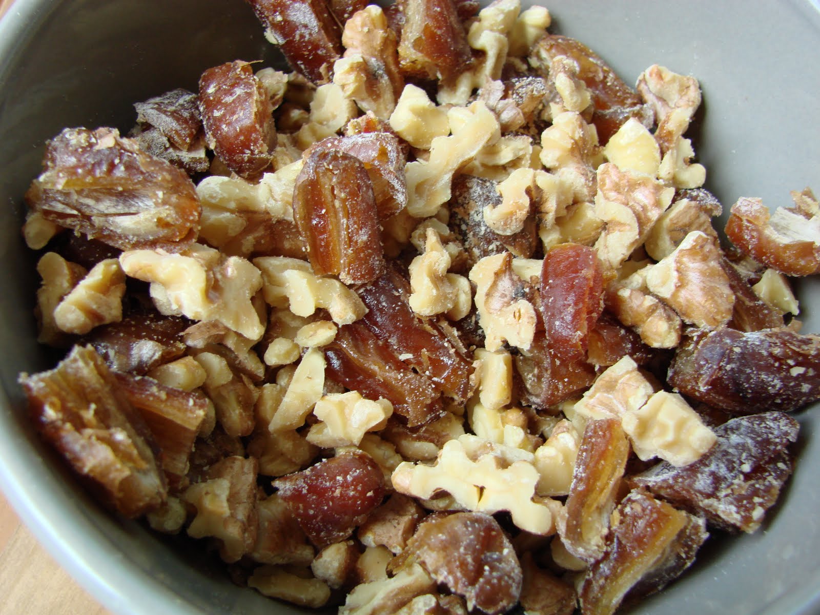 Halal Mama: Syrian-Style Date-Nut Torte