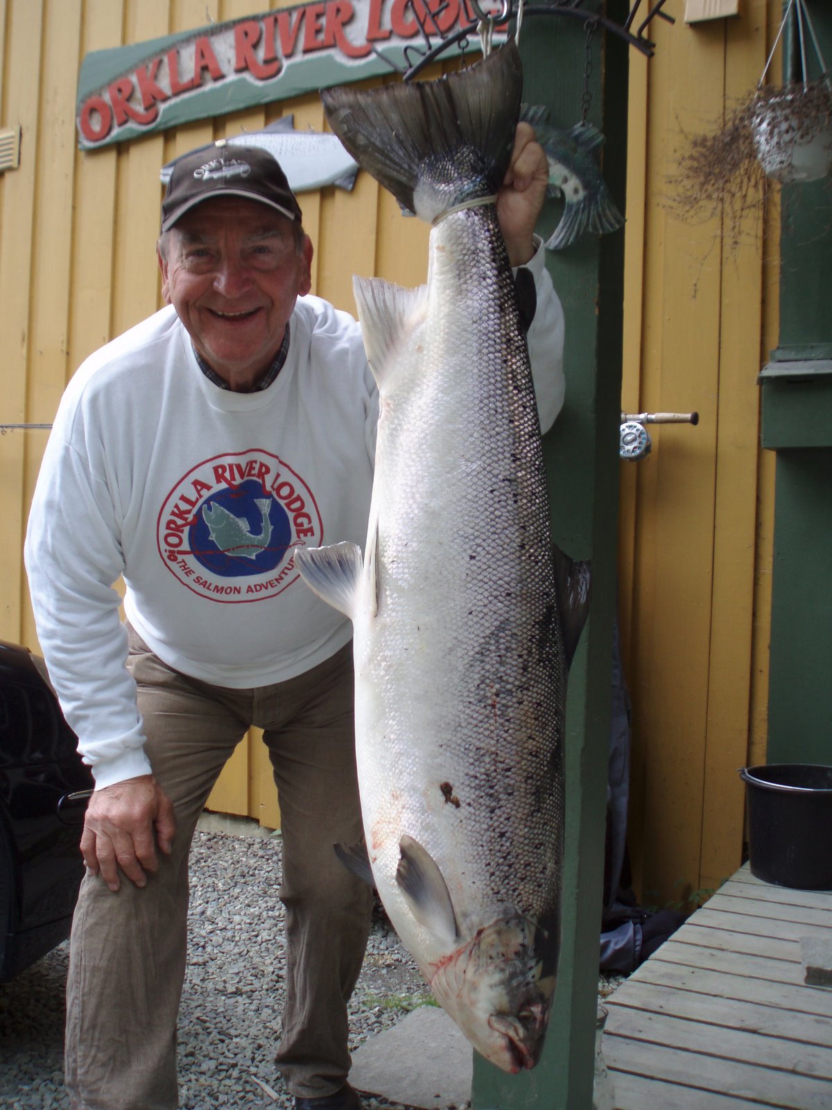 Orkla River Lodge: - Finn oss