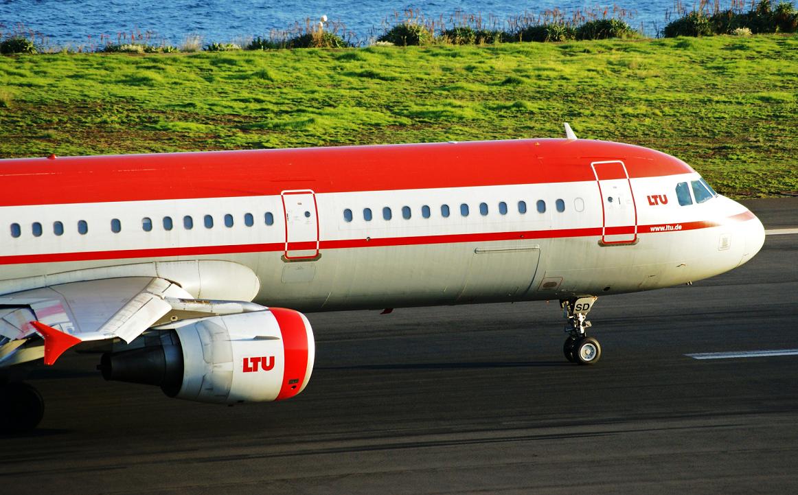 Asas Madeira: LTU International Airways