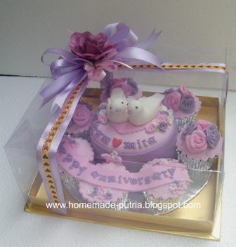 [Order] Anniversary Mini Cake & Cupcake Set From Mba Mita Jogja | Home ...