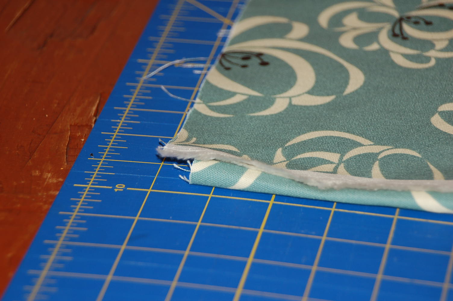 Amy's Creative Side: Basics Tutorial: Squaring Fabric