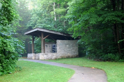 Posted by Unknown at 10:26 PM