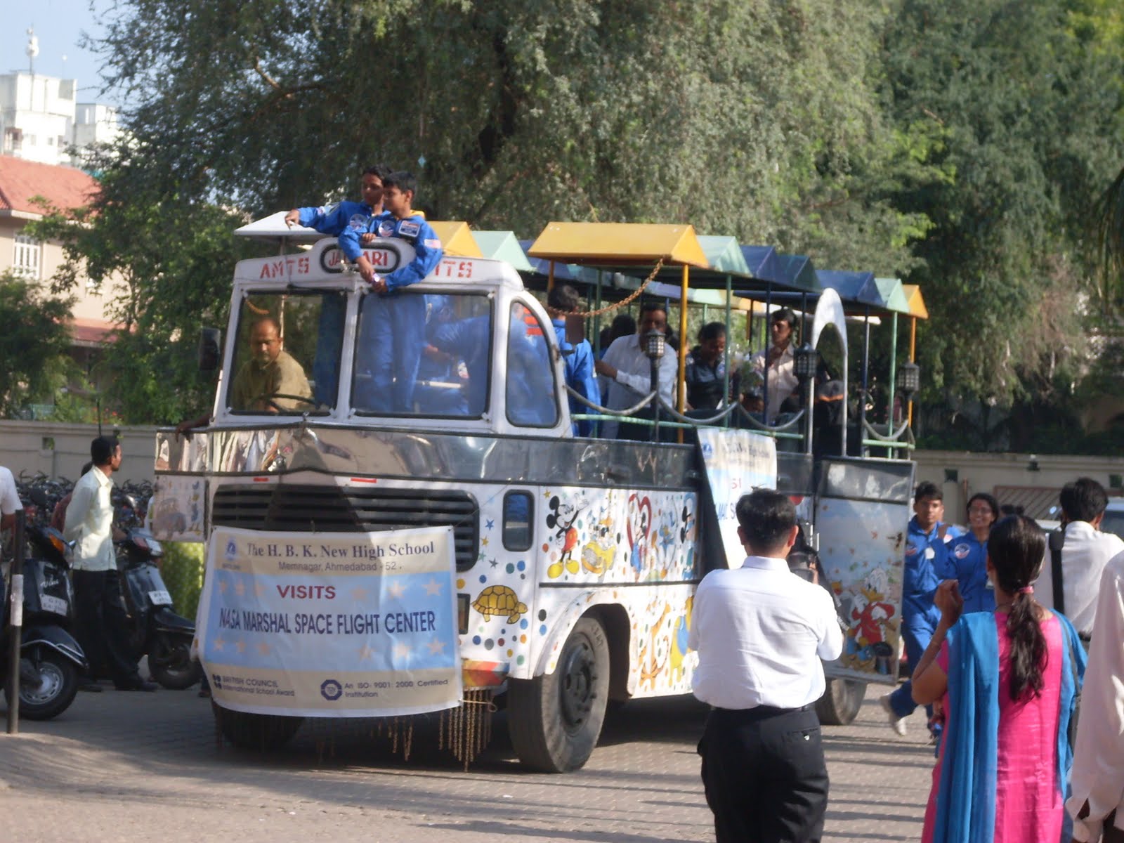 The H.B.Kapadia New High School: HBK tours to NASA (U. S. A ...