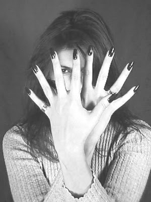 Hand Love: Beautiful Hands - Big Hands - Long Fingers