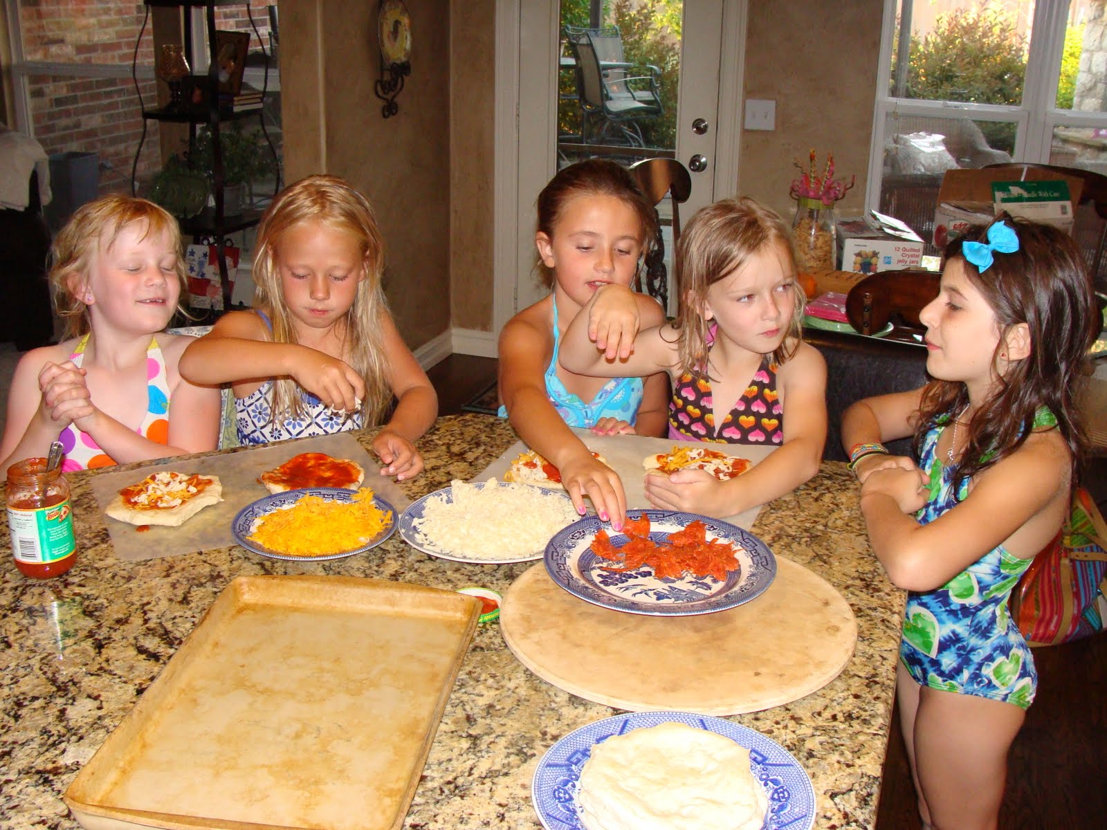 Mom To The 3rd Power Summer Slumber Party