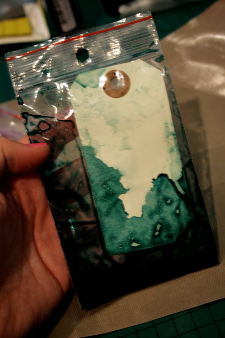 Studio Calico: Insider Tips - dye your tags using Maya Mists!
