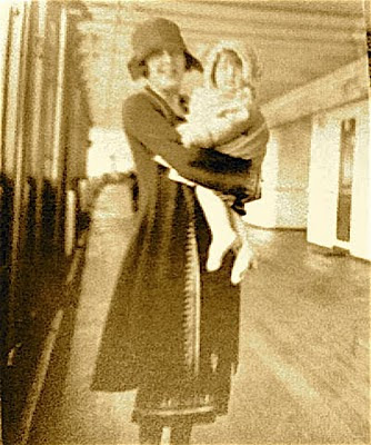 Flower of Bronze: the Lost Stories of Louise Bryant (1885-1936)