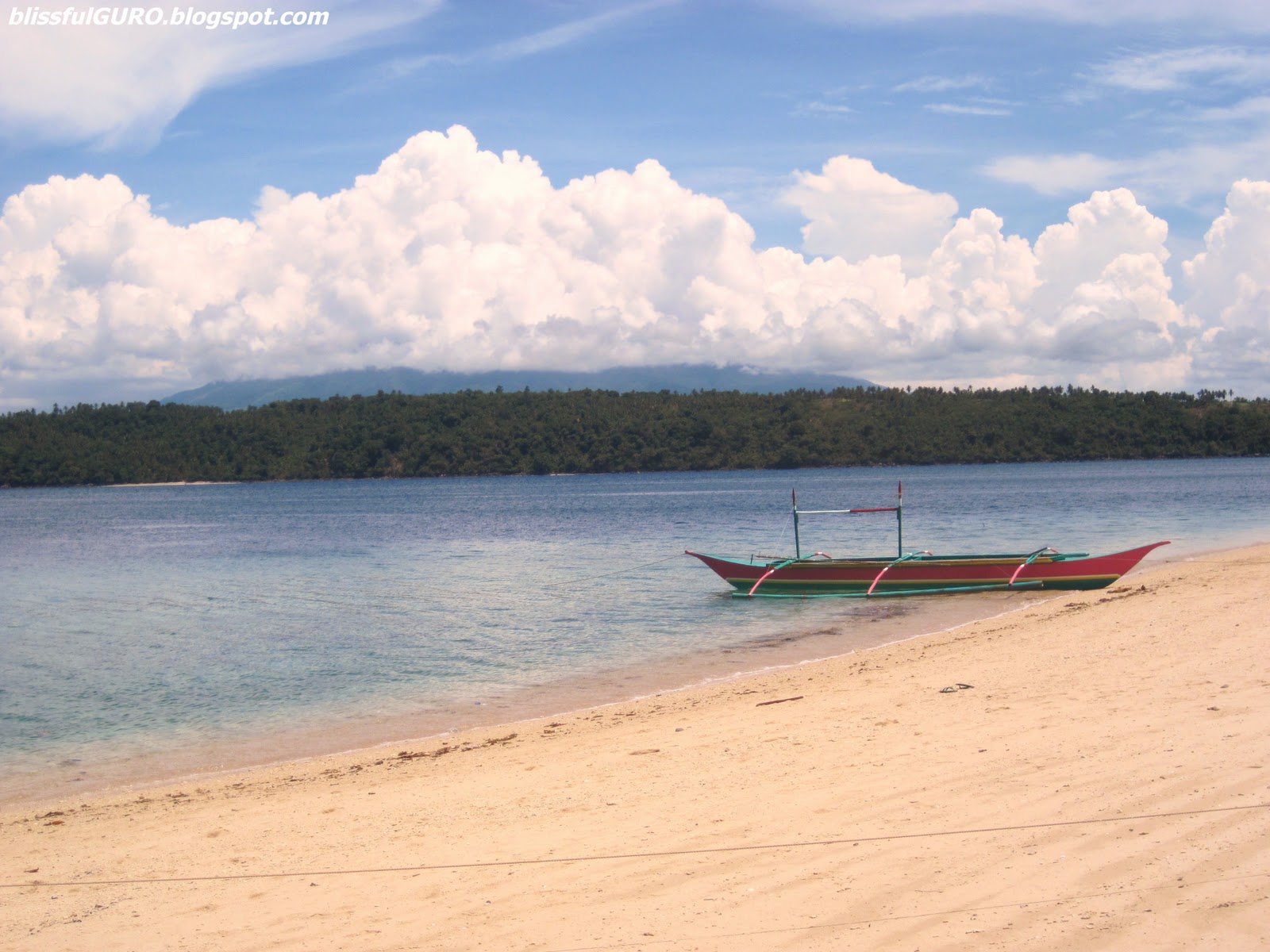 Atulayan Island in Camarines Sur - blissfulguro