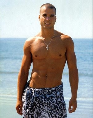 Post Boy Indonesia: James Guardino