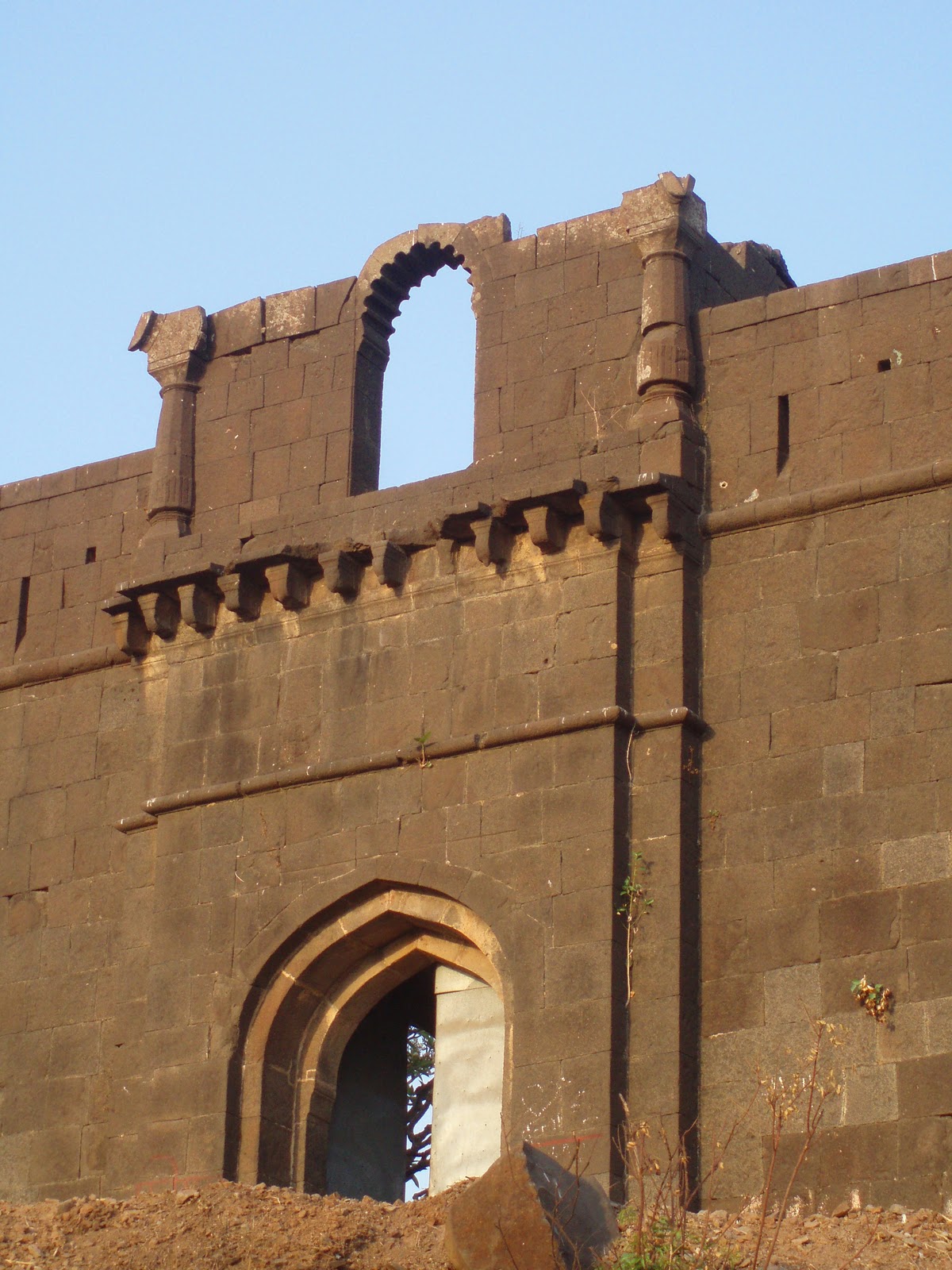 Travelogue Unlimited: Fort Temples of Khandoba : A Photo Feature