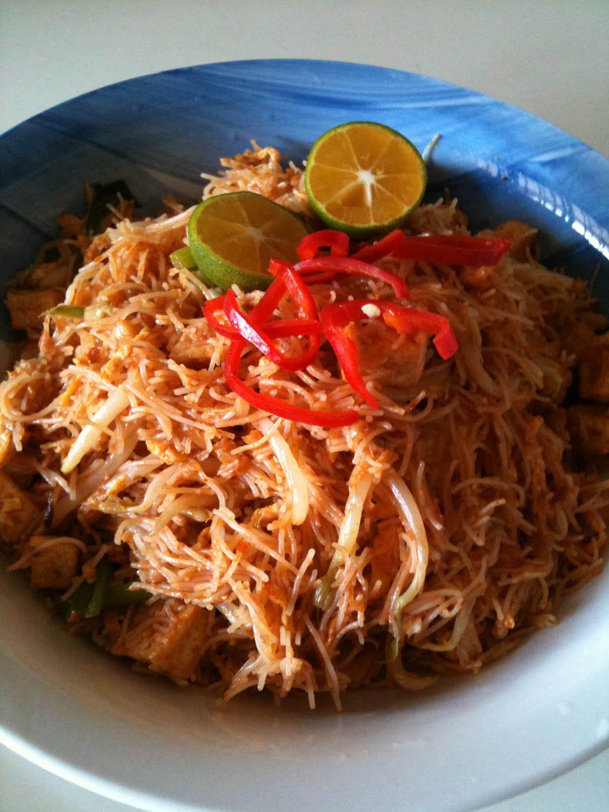 Cooking for Family: Yummy mee hoon siam