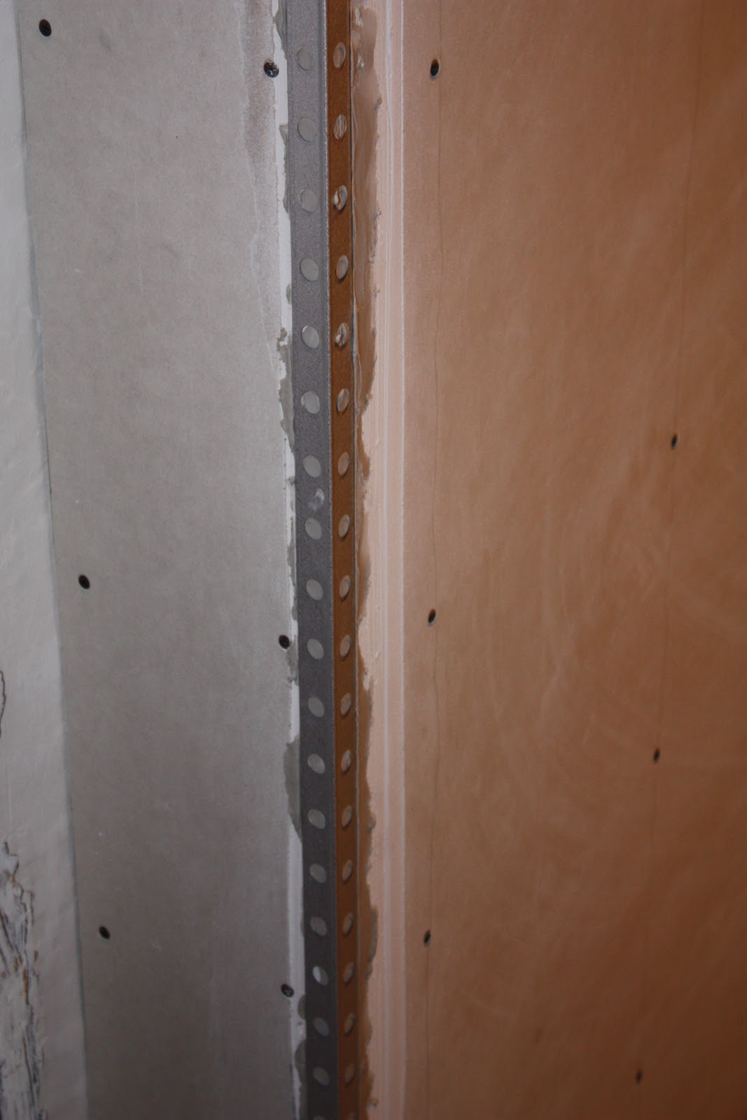 Travaux dans ma maison: Pose des plaques gyproc