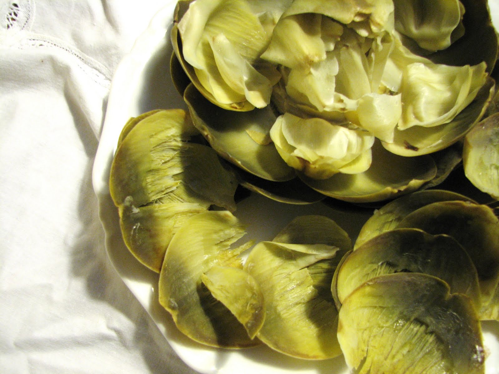 sophie writes: Cooked Poem: Ode to an Artichoke, and some Jong and Child