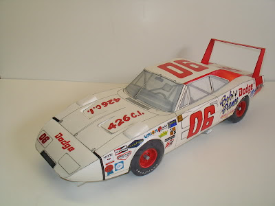 HIPERFANAUTO - 2009: PAPER MODEL - modelos de prateleira