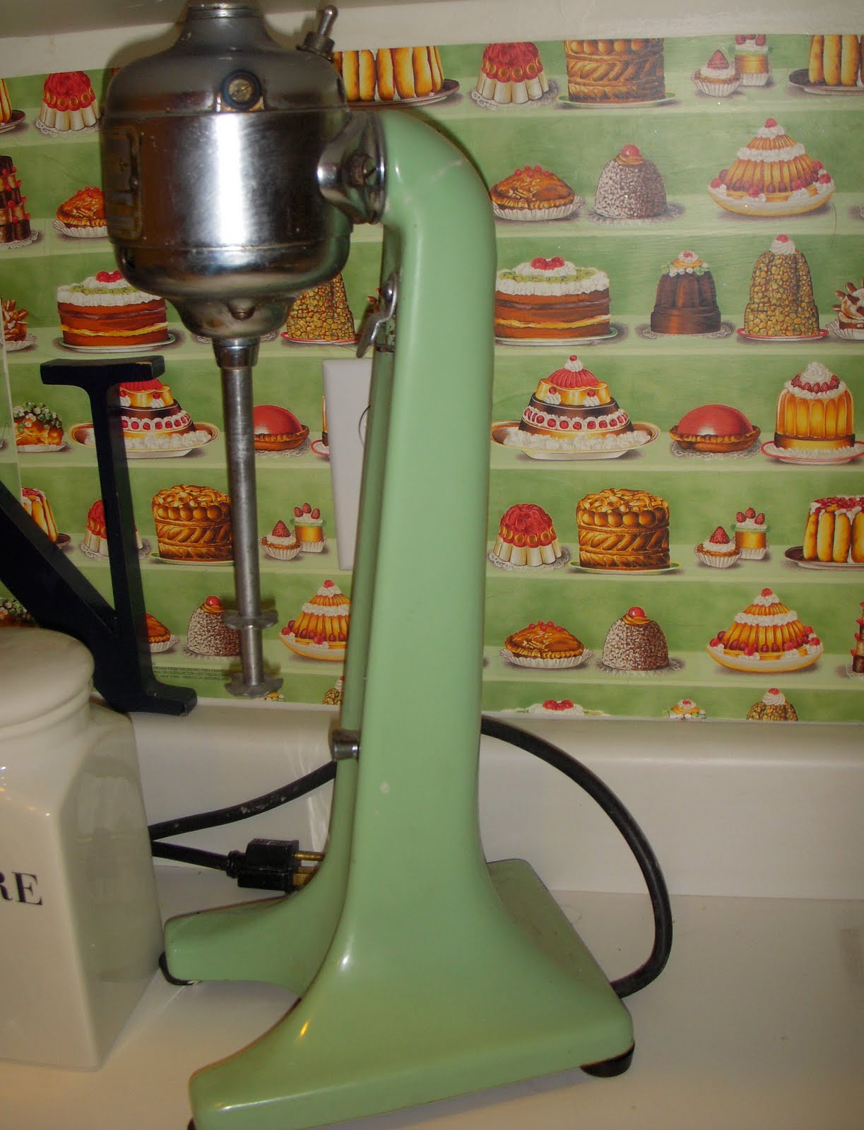 a real 'Vintage Mixer' - B. B.