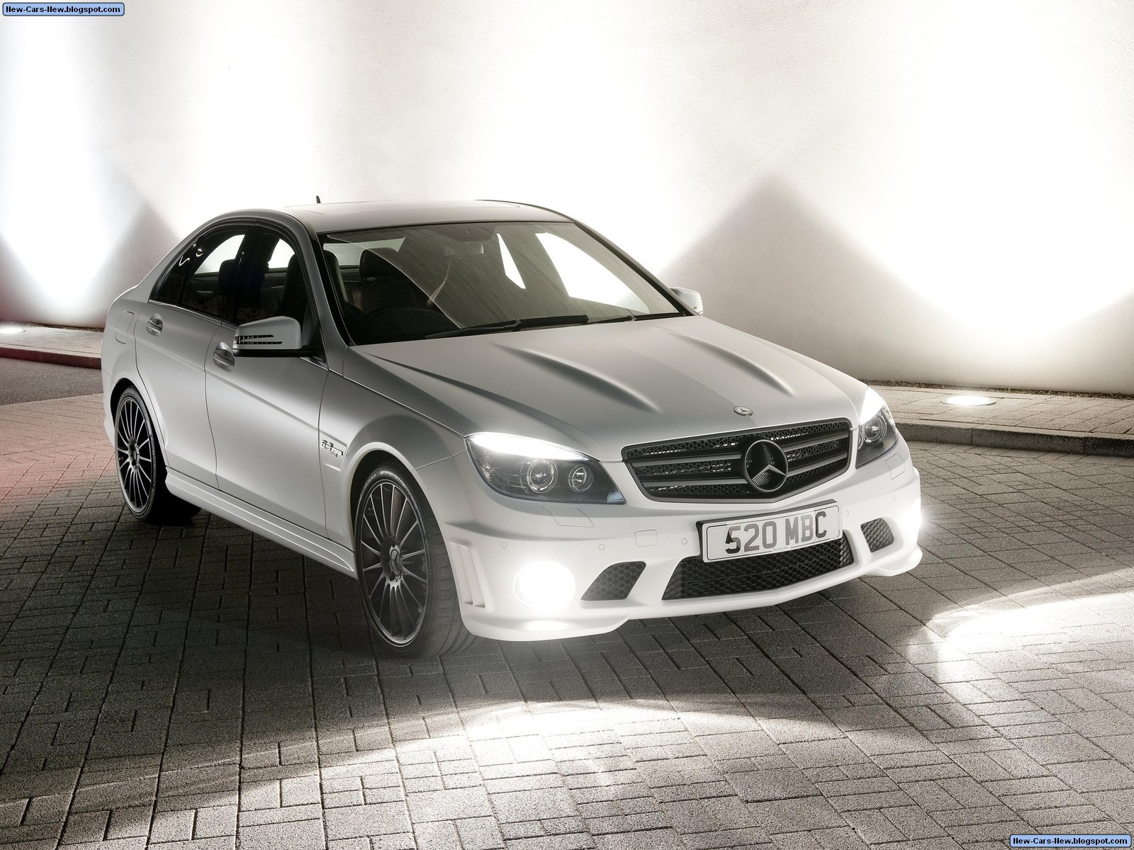2011 Mercedes-Benz C-Class DR 520