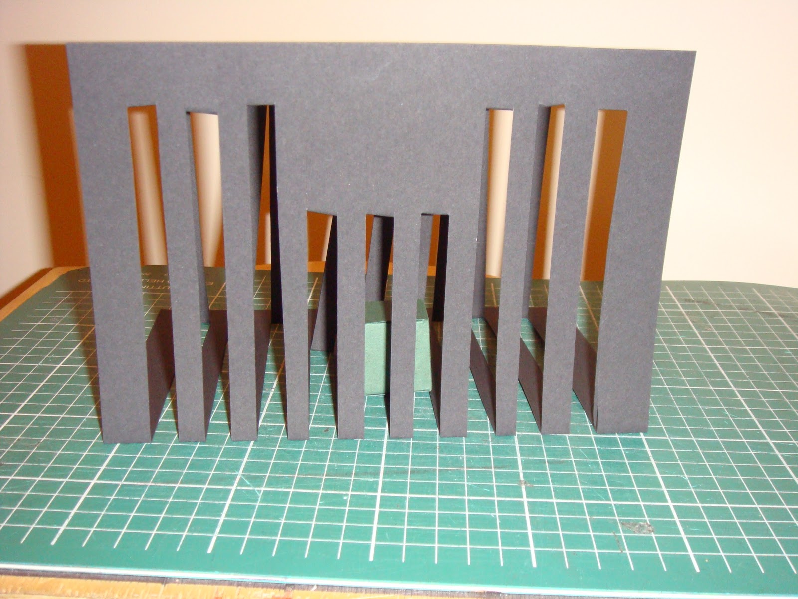 Dash-Designs: Paper Manipulation