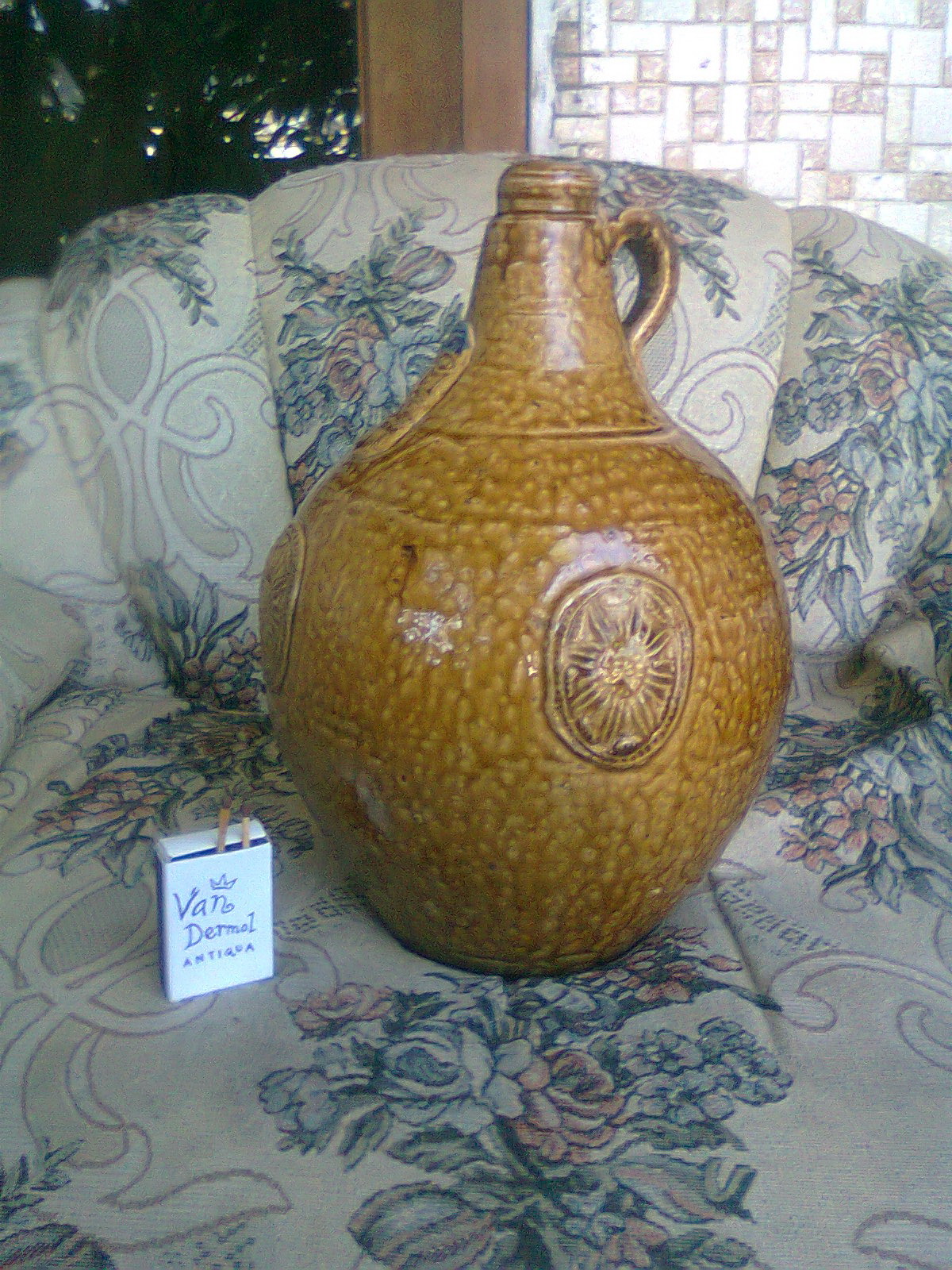 Van Dermol Antiqua: Guci Antik