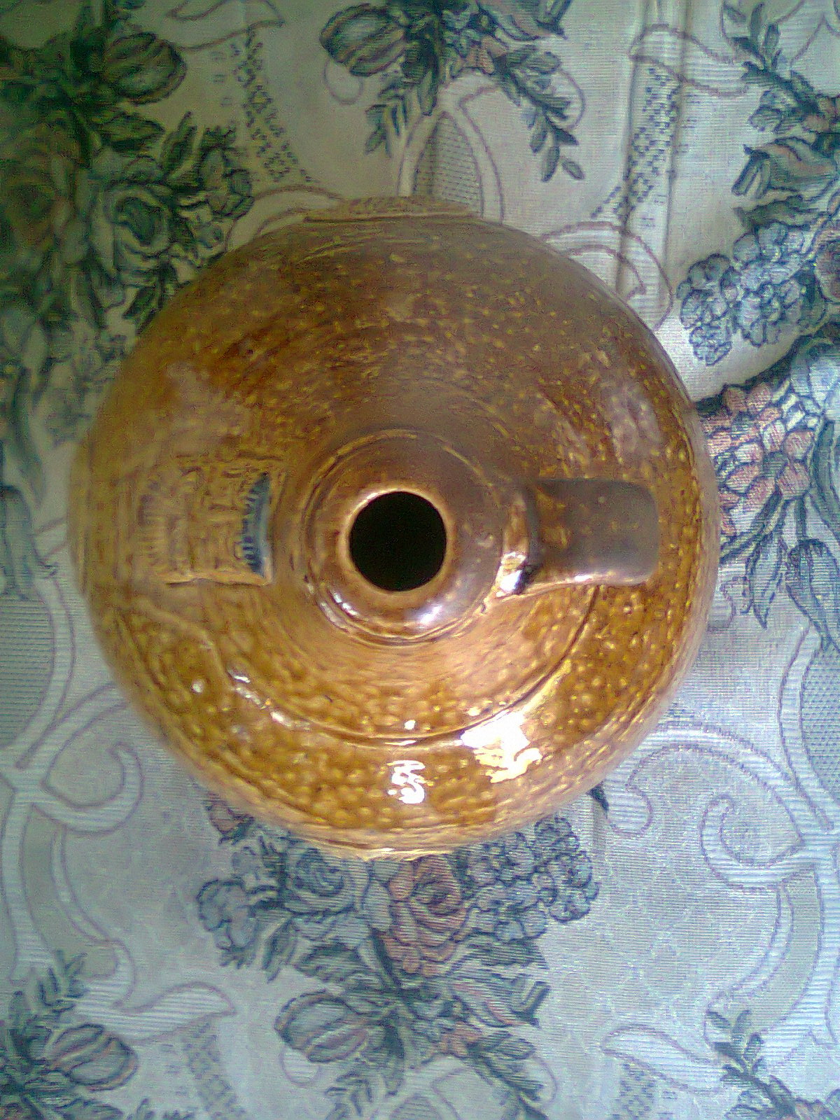 Van Dermol Antiqua: Guci Antik