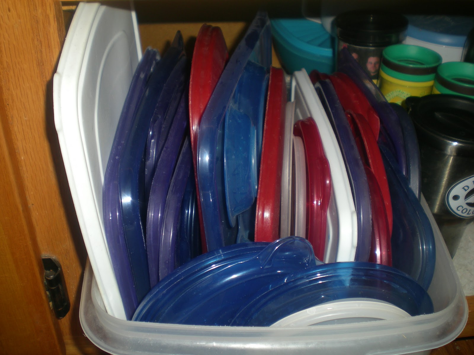 planner perfect: Organize 2011...Organizing Your Tupperware