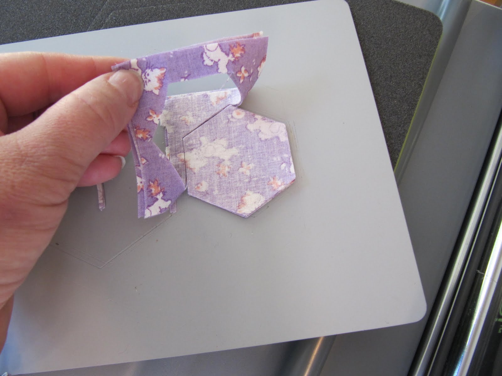 Sew Many Ways...: English Paper Piecing Tutorial...