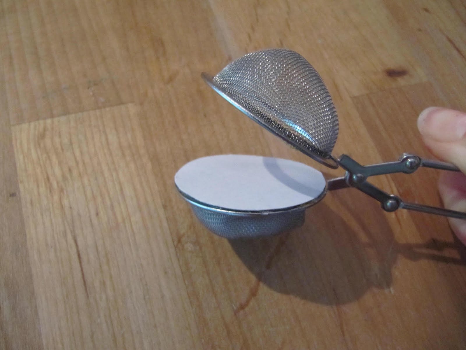 Sew Many Ways...: Tool Time Tuesday...Tea Ball Pincushion