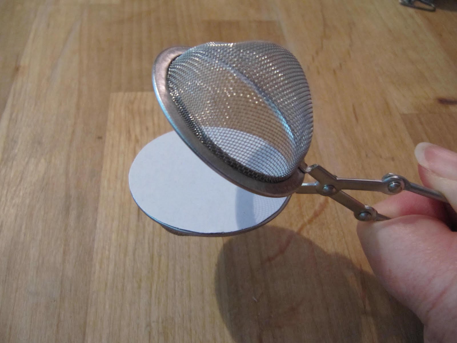 Sew Many Ways...: Tool Time Tuesday...Tea Ball Pincushion