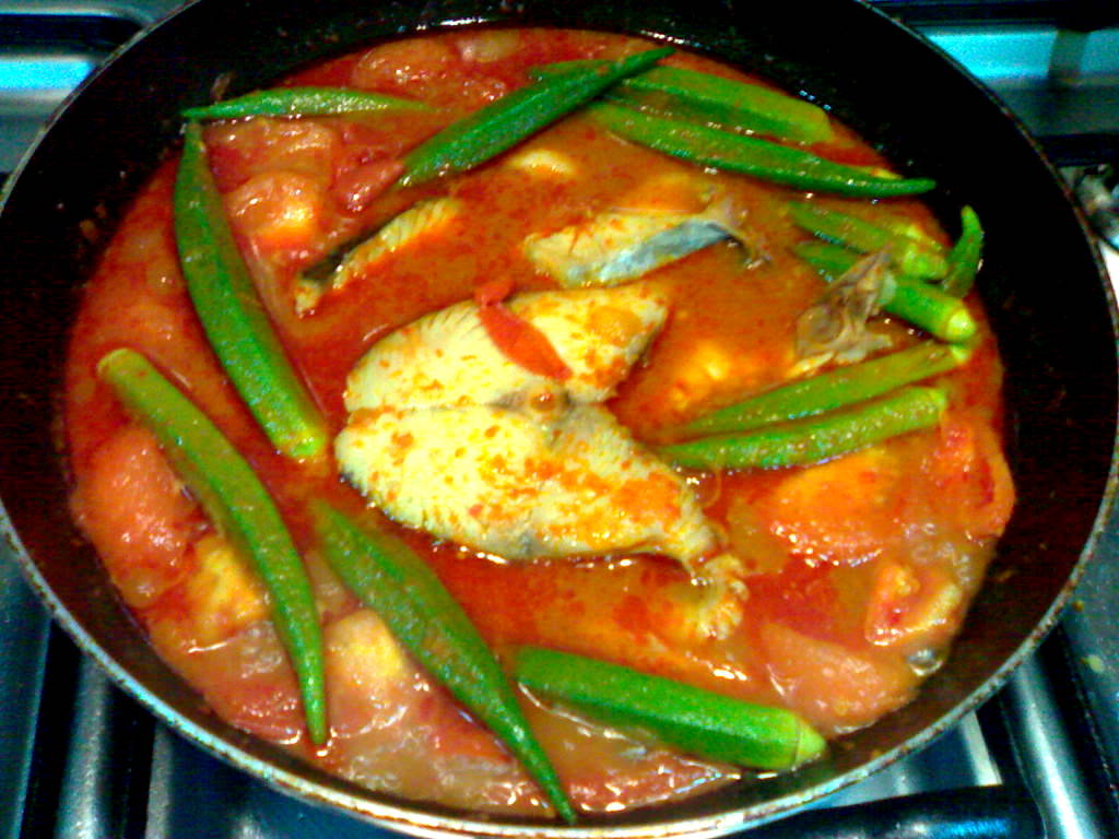 Gastronormias: Assam Fish