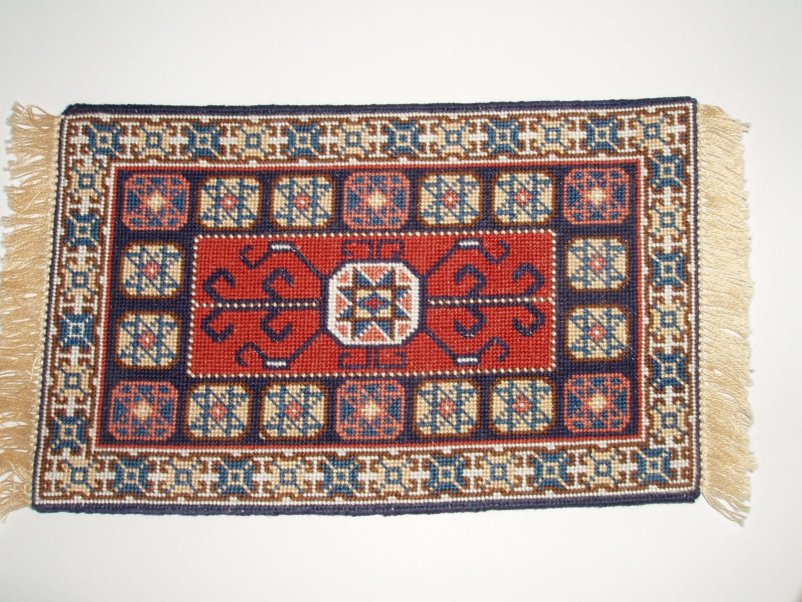 Ronfel Miniatures: Some of My Miniature Carpets