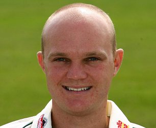 Australia Cricket Wallpapers: Doug Bollinger Bald