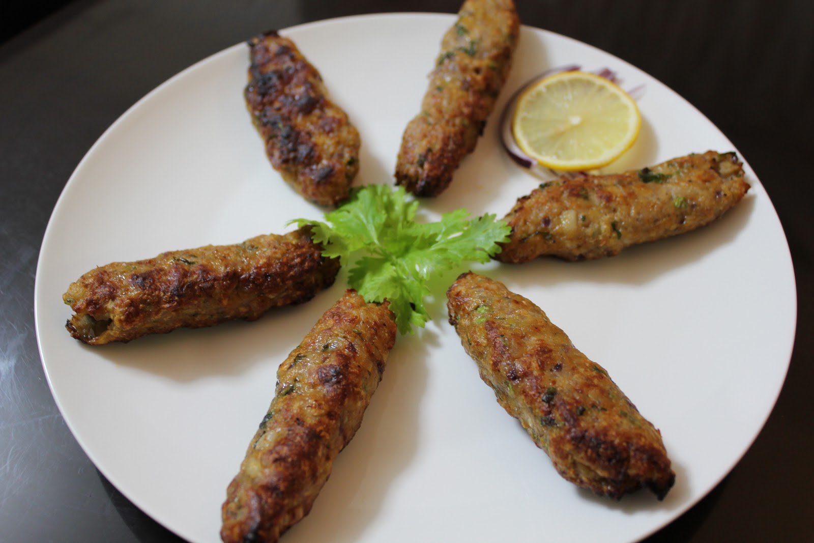 Try me from Recipe Basket.......: Chicken Seekh kebab