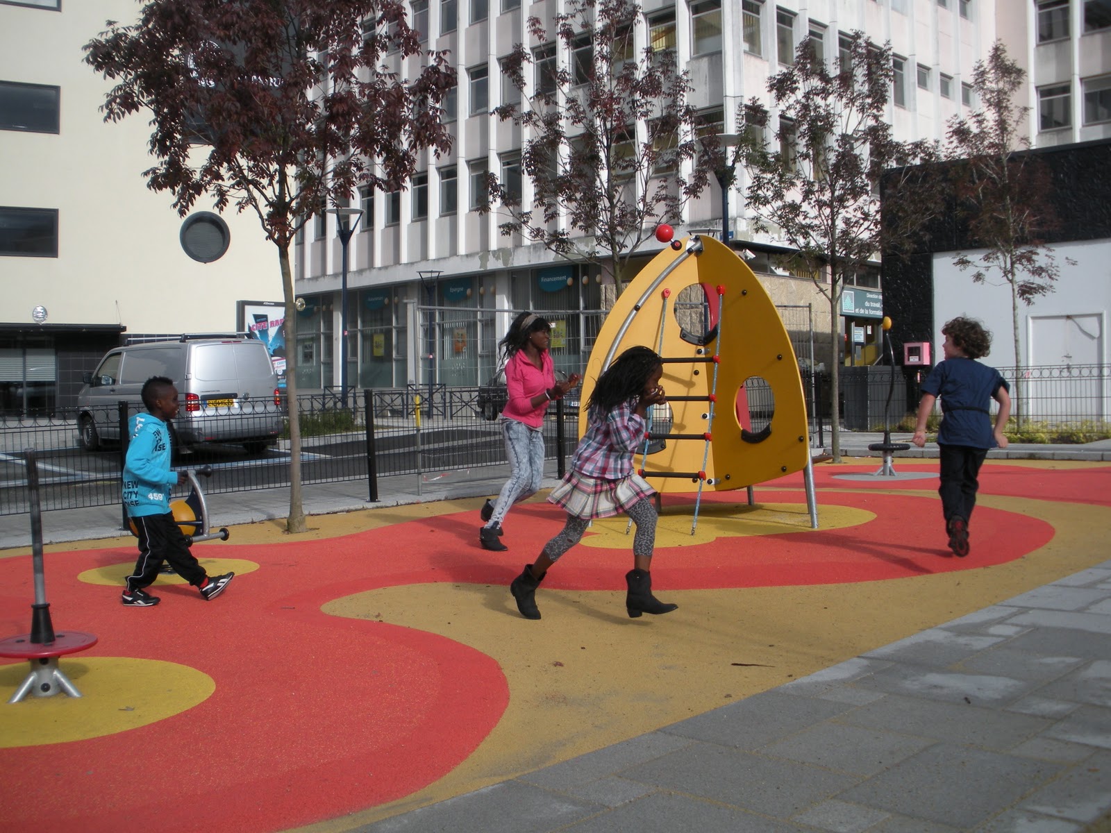 Saints Be Praised in England: El Túnel - Part Duex - El Chunnel