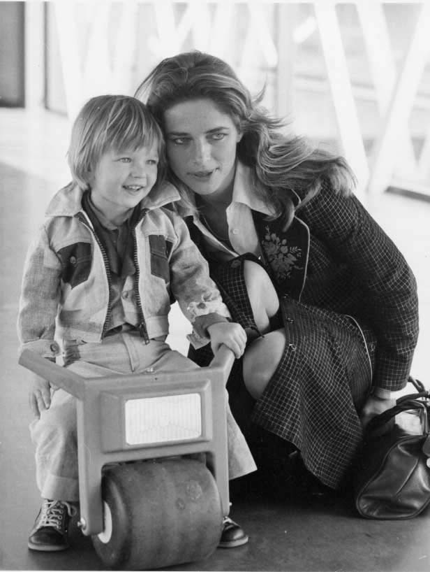 r i v i e r a: Charlotte Rampling