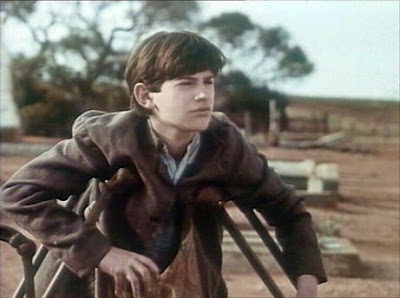 Russell Crowe: 1993 : Hammers Over the Anvil de Ann Turner