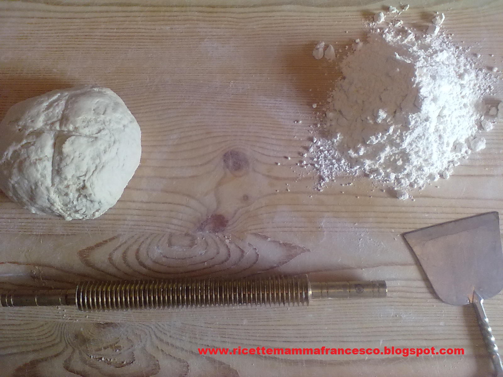 Le ricette della mamma di Francesco: maccheroni al torchio