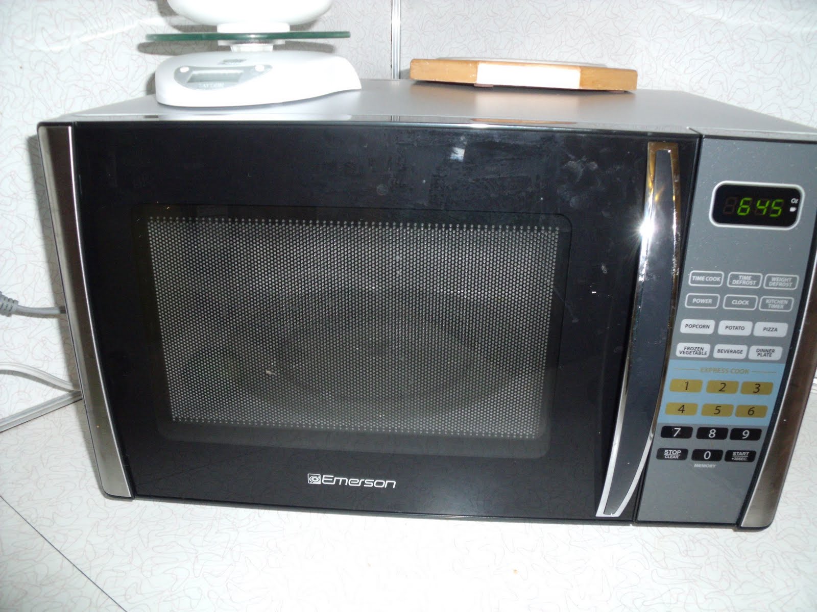 all about the Lanes: the one about my stupid old microwave
