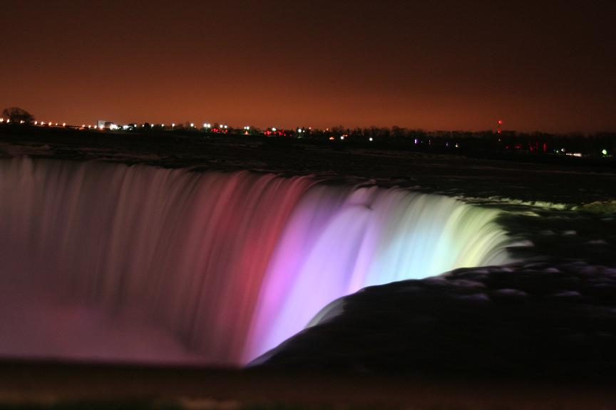 A Niagara Region Garden: The Niagara Falls at night