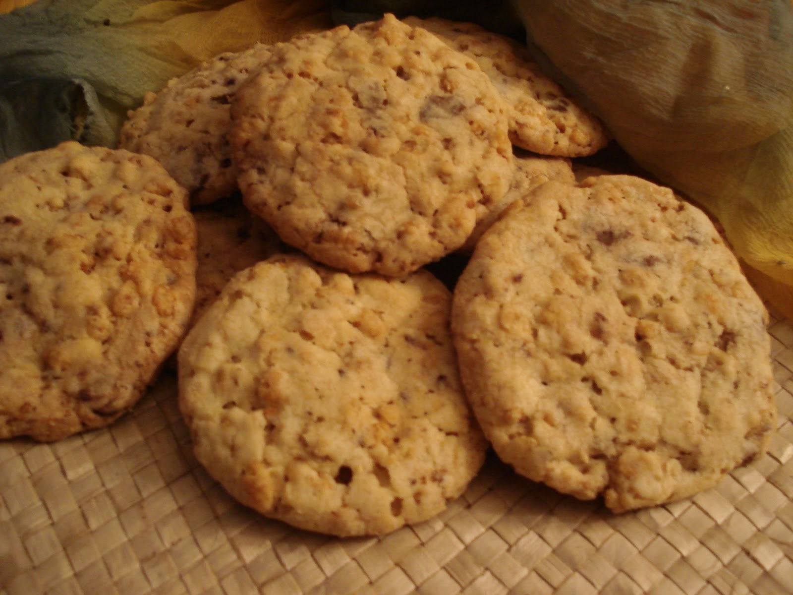 Ria's Collection: ROUND UP - MONTHLY MINGLE : CHOCOLATE EXTRAVAGANZA