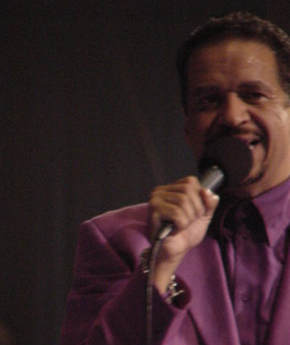 RON'S WORLD SUNDAY MUSIC: Richard Smallwood with Vision