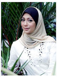 Gambar Azizah Ariffin Sudah bertudung - Koleksi Gambar Artis Malaysia