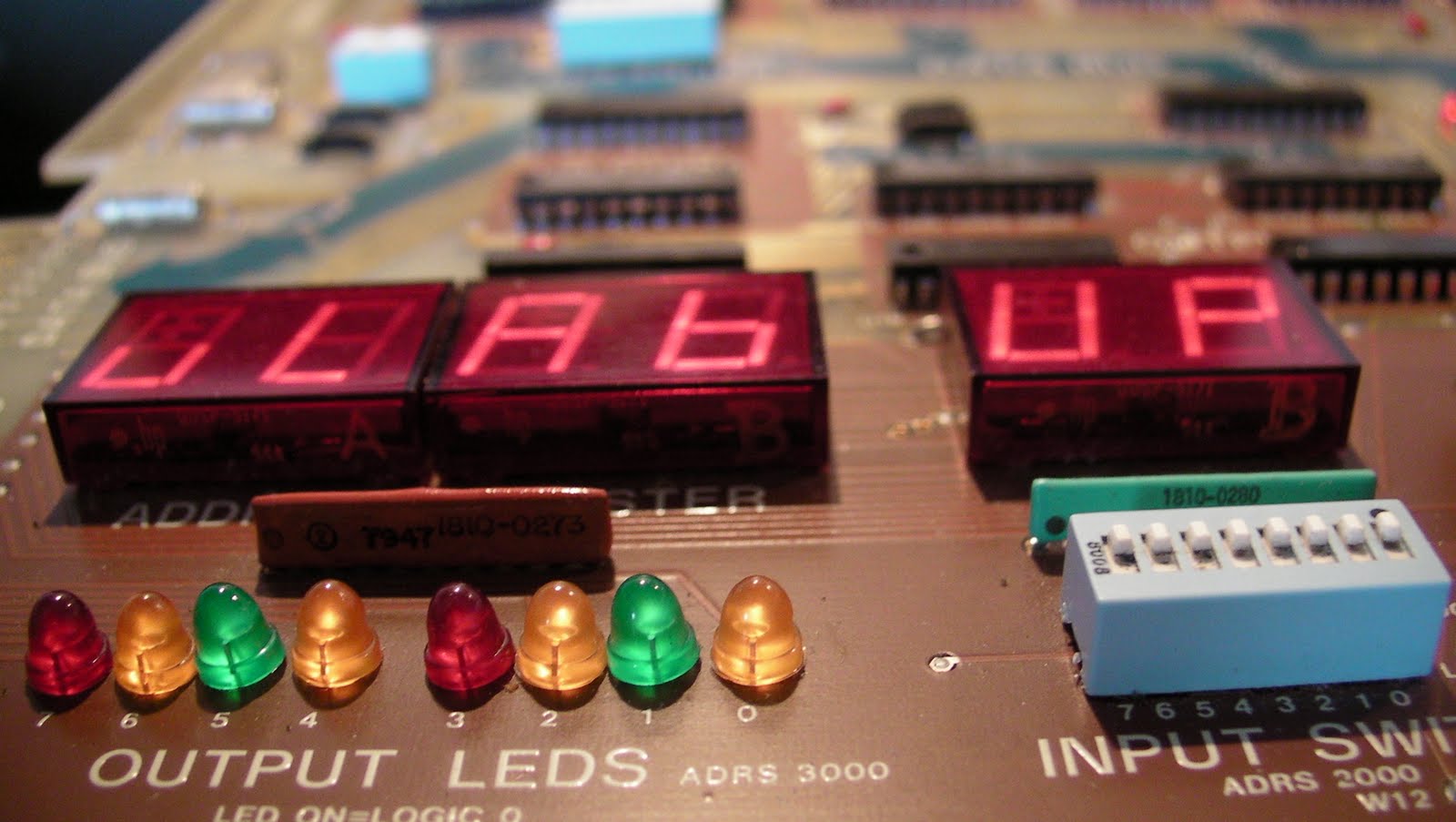 Familien Rasmussen: HP-5036A Microprocessor Lab