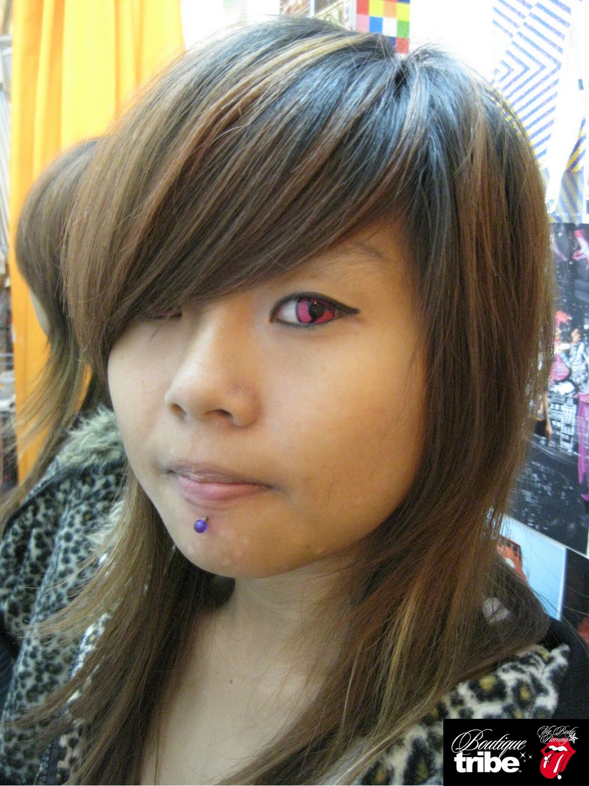 Vie Body Piercing @ Boutique Tribe: Labret piercing