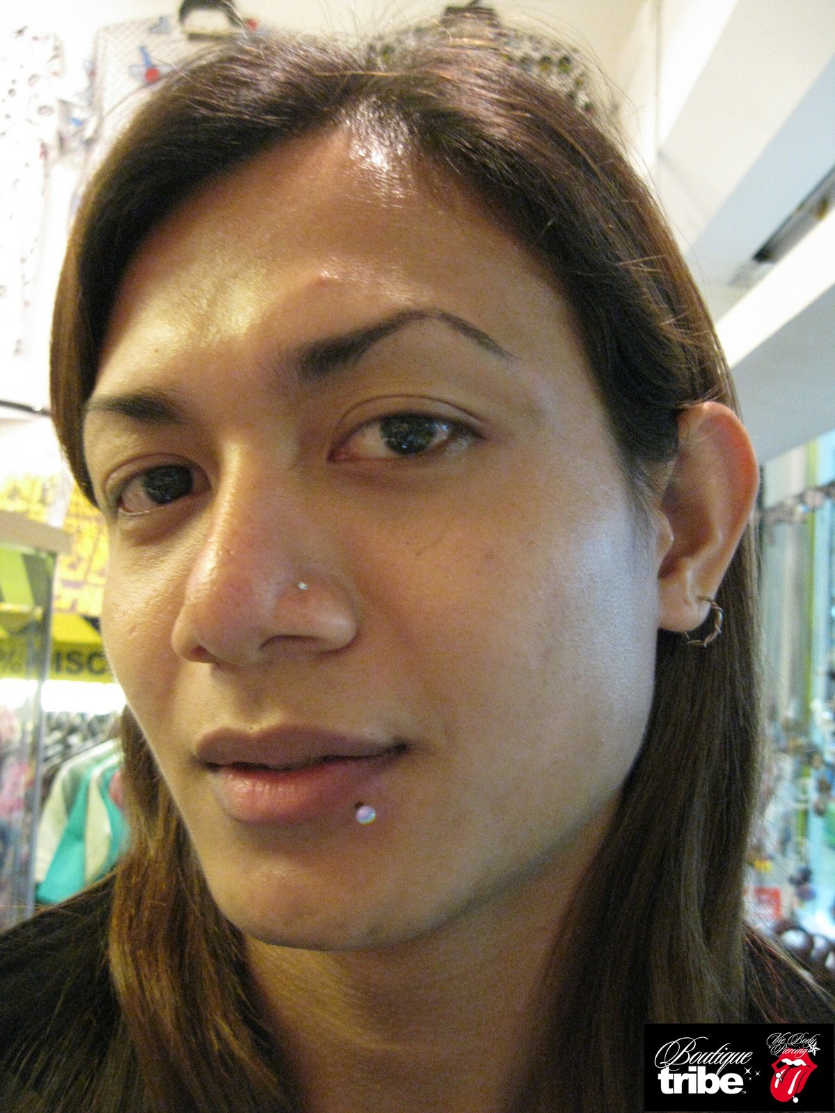 Vie Body Piercing @ Boutique Tribe: Labret piercing