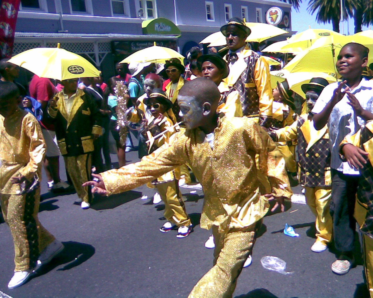 To The Unbeliever: Happy New year 2011 and coons Carnival in Cape Town