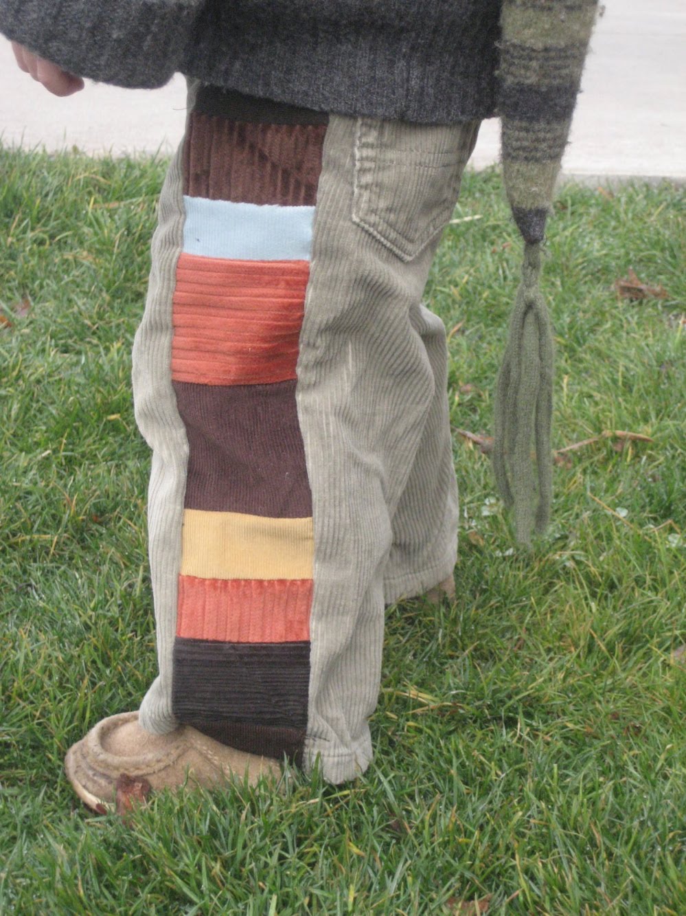 Victoria Velting: patch pants tutorial featured on etsy treasury!