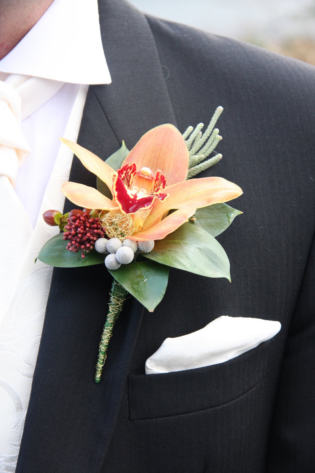 Boda y Protocolo: FLOR PARA LA SOLAPA DEL NOVIO Boda y Protocolo: FLOR PARA LA SOLAPA DEL NOVIO