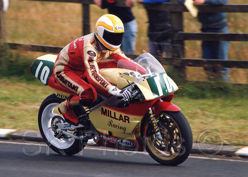 fingy moto: great irish roadracers