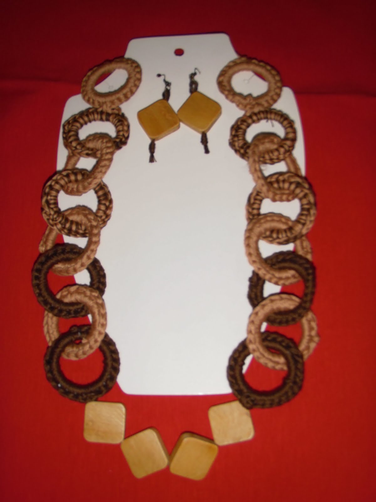 Hecho por la mamá: Collares originales