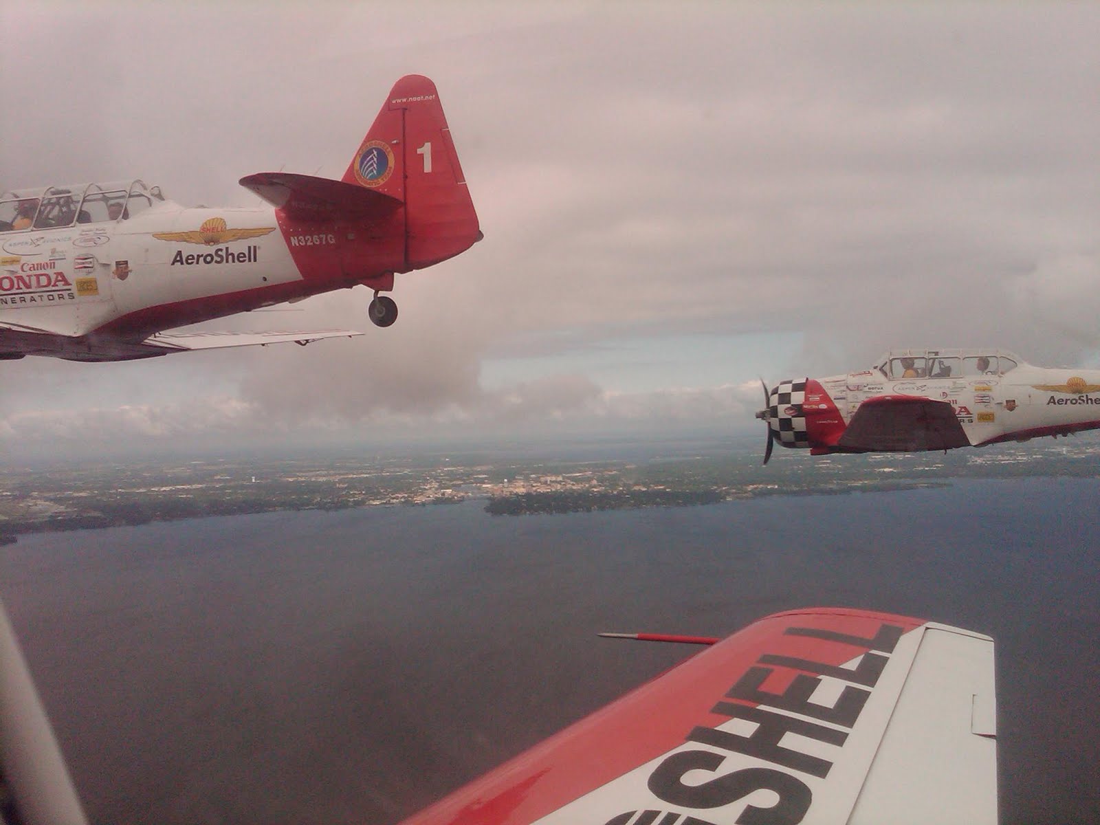 Aeroshell Aerobatic Team - T6 Ride!