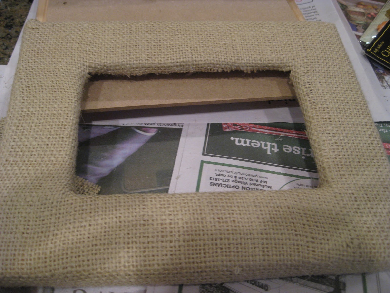 Southern by Design: DIY Burlap Frames